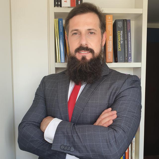 Alumni - Elizandro Natal Brollo - Ambra University